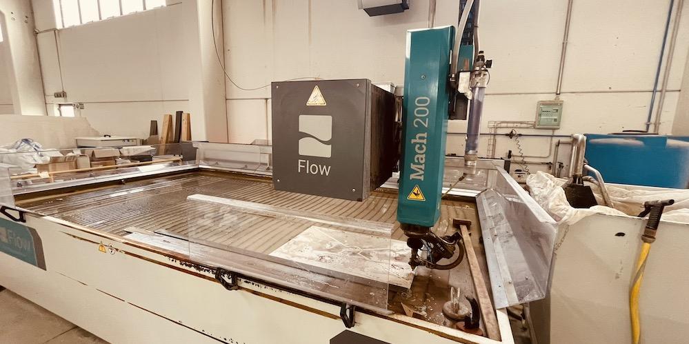 Flow Waterjet Mach 200 Cod. 03-25 second-hand Waterjet on sale